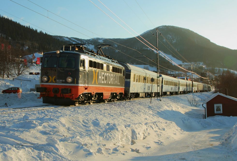 Åtta lok från ÖBB till Grenland – Järnvägar.nu